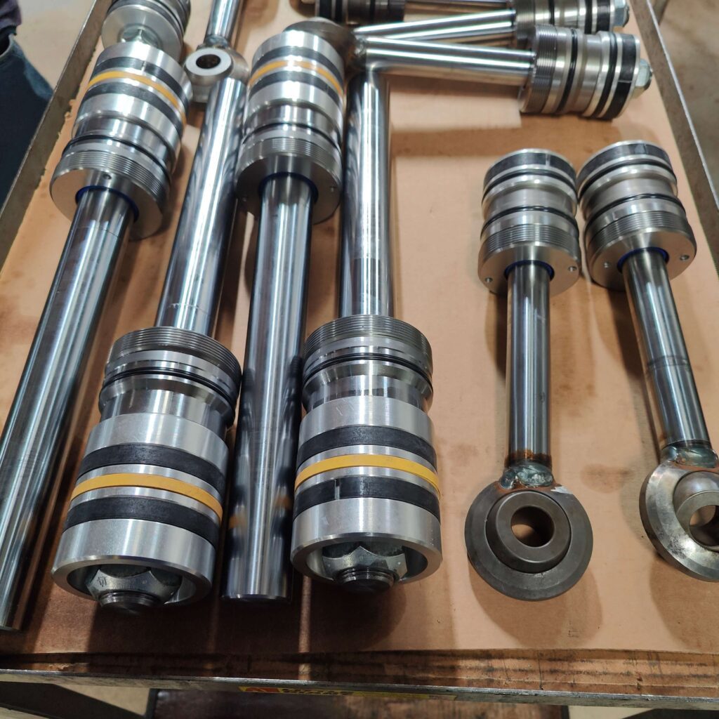 Welded Cylinders - Carlson Hydraulics